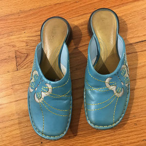 Indigo by Clarks | Shoes | Indigo By Clarks Mules Butterfly Blue | Poshmark